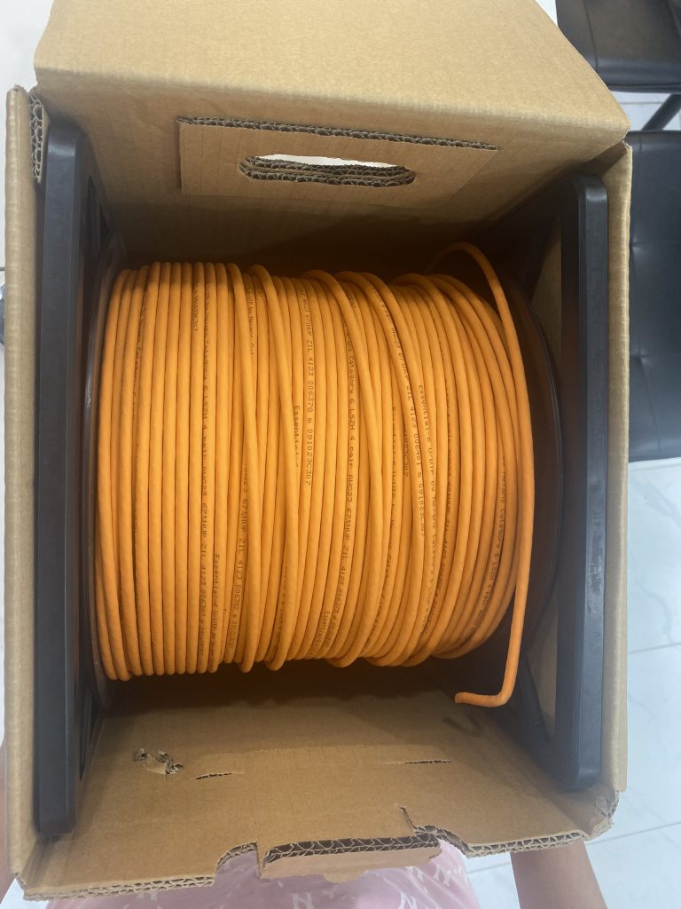 Cáp mạng Nexans Cat6 - N100.170